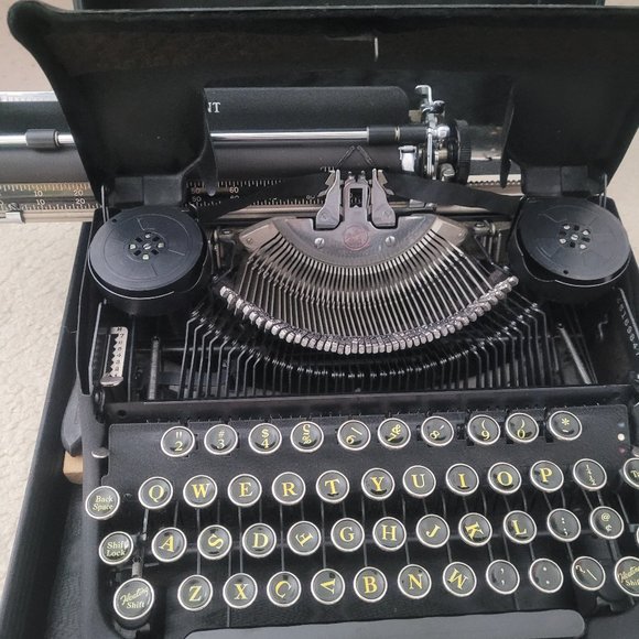 Vintage-antique | Office | Vintage Smith Corona ...
